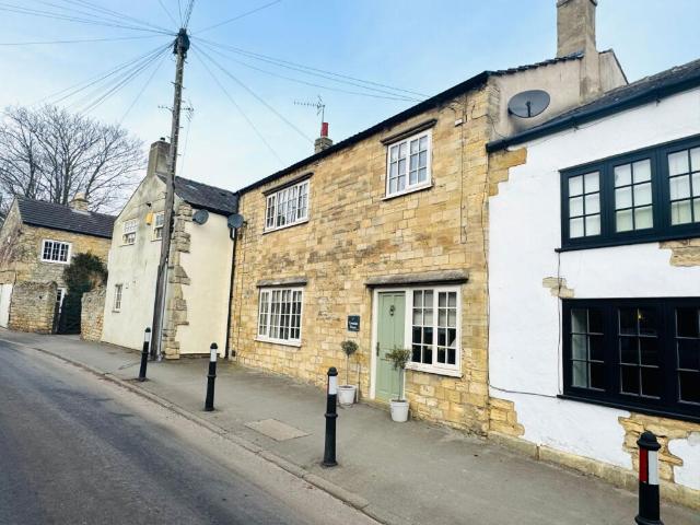 4 bedroom cottage for sale in Clifford, Wetherby, High Street, LS23