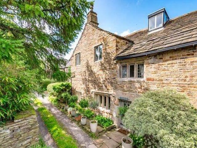 4 Bedroom Cottage For Sale In Entwistle Hall Lane, Entwistle