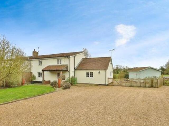 4 Bedroom Cottage For Sale In Holme Hale