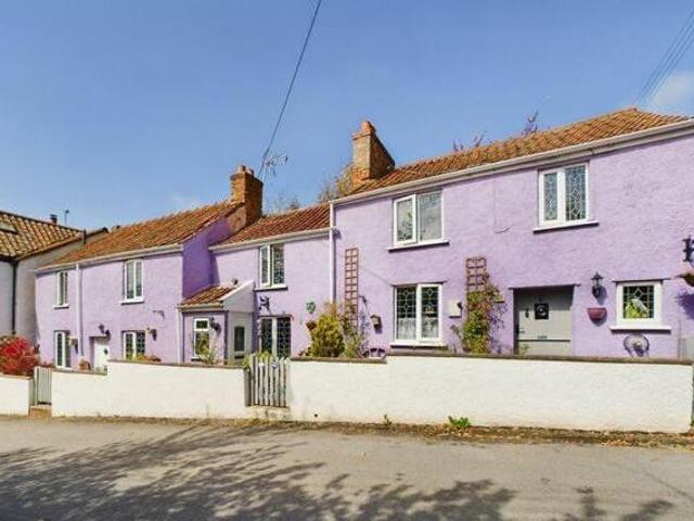 4 Bedroom Cottage For Sale In Hutton