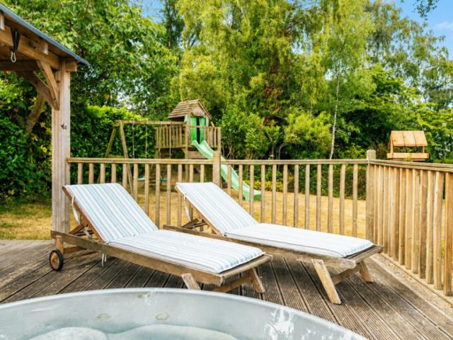 4 bedroom detached house for sale in Sunnybank Cottage, Main Road, Marsh Lane, S21
