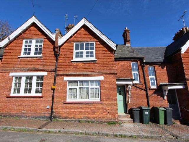 4 bedroom cottage for rent in The Village, Eastbourne, East Sussex, BN20