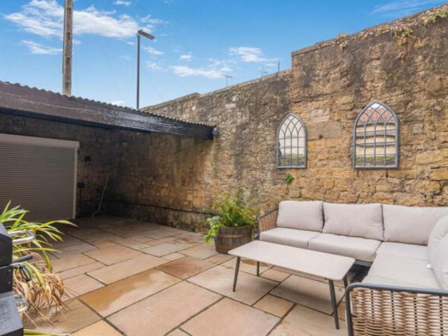 4 bedroom cottage for rent in Bramham, Tenter Hill, LS23
