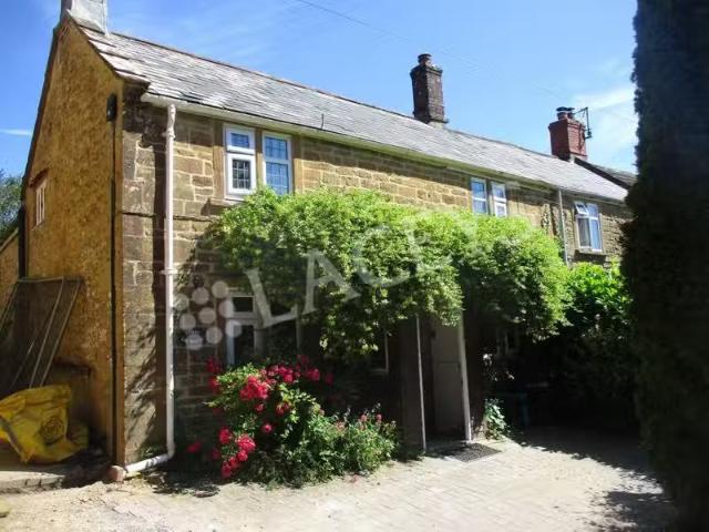 4 bedroom cottage for rent in Cherry Lane, Higher Odcombe, BA22