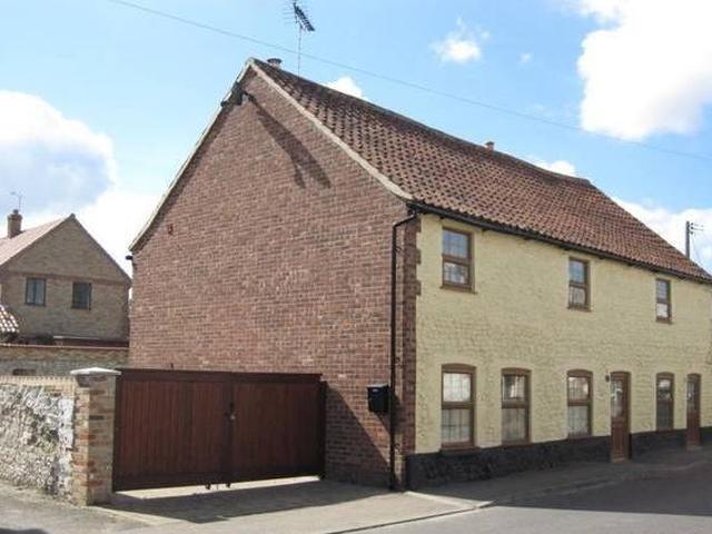 4 bedroom cottage for rent in High StreetFeltwellIP26