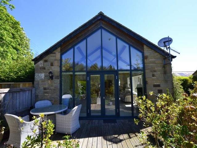 4 Bedroom Cottage House