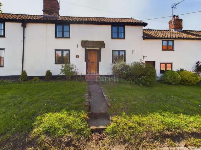 4 Bedroom Cottage House