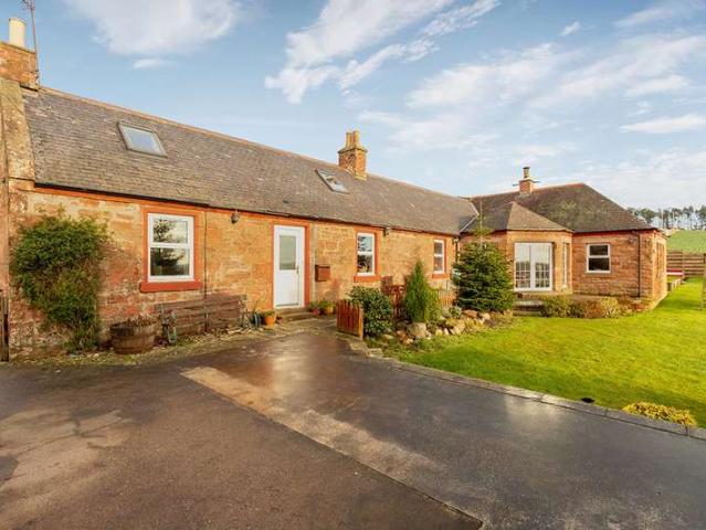 4 Bedroom Cottage House