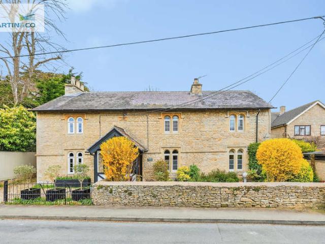 4 Bedroom Cottage House