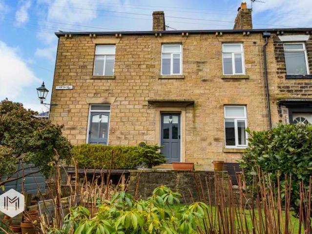 4 Bedroom Cottage House