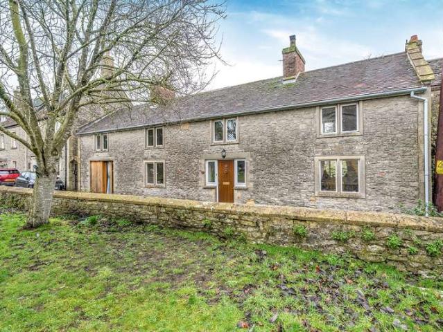 4 Bedroom Cottage House