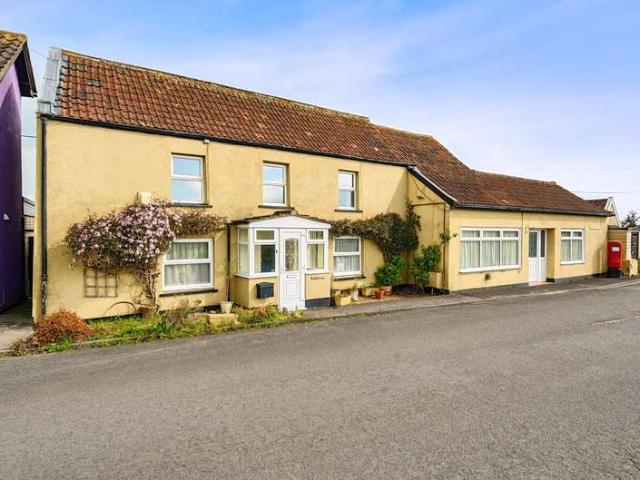 4 Bedroom Cottage House