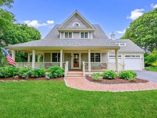 4 bedroom, Cotuit MA 02635 105082140
