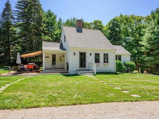 4 bedroom, Cotuit MA 02635 105157601