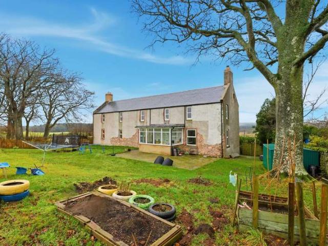 4 Bedroom Country House Character Property