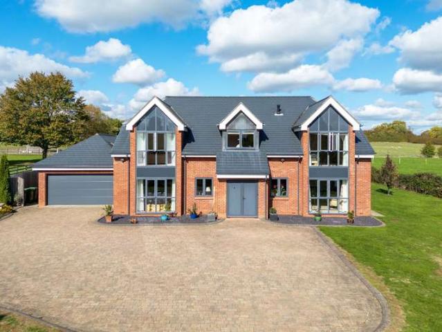 4 Bedroom Country House Character Property