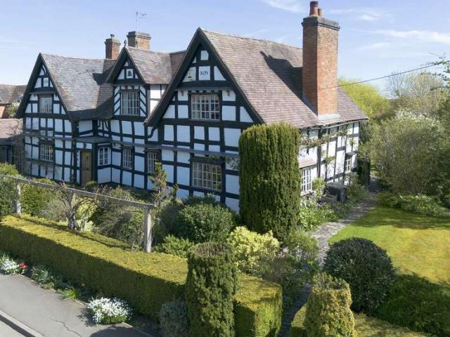 4 Bedroom Country House Character Property