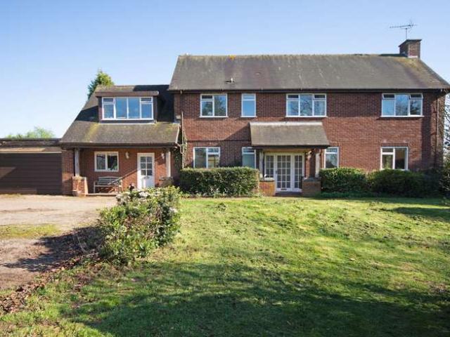 4 Bedroom Country House Character Property