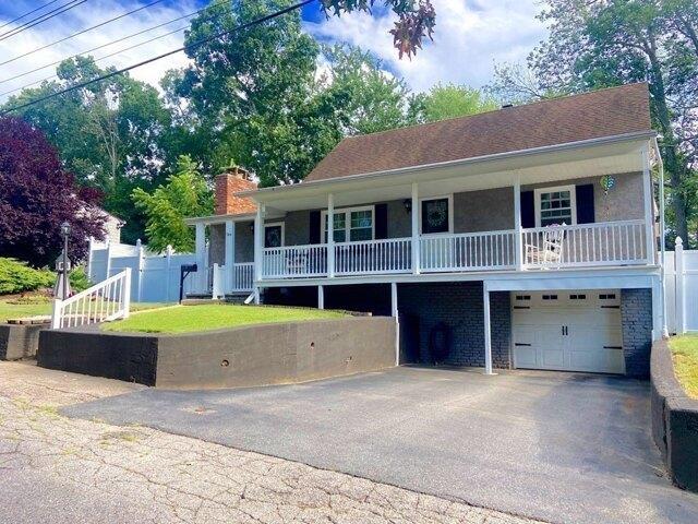4 bedroom, Coventry RI 02816 104720216
