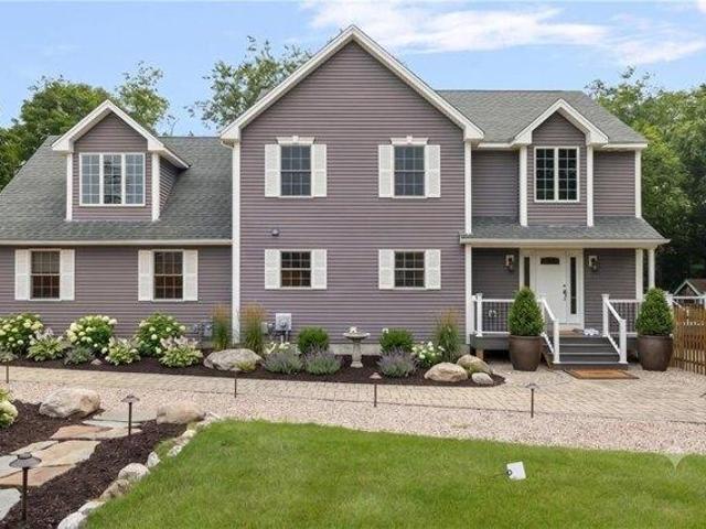 4 bedroom, Coventry RI 02816 104789159