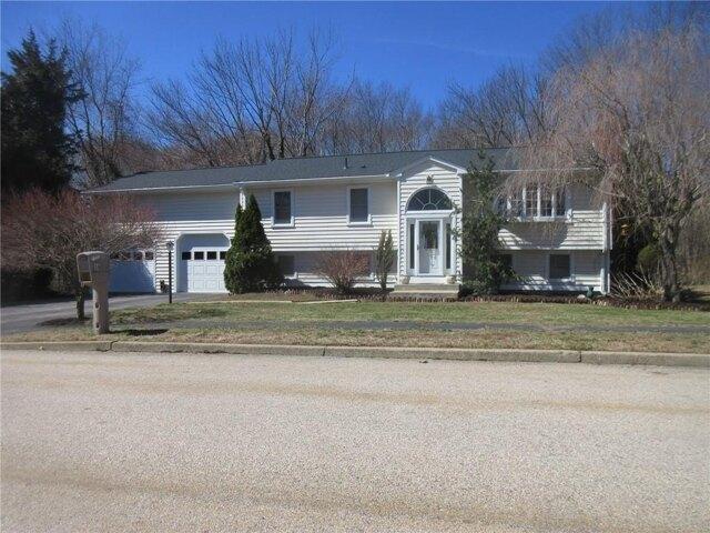 4 bedroom, Coventry RI 02816 102583552