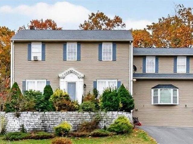 4 bedroom, Coventry RI 02831 102410059