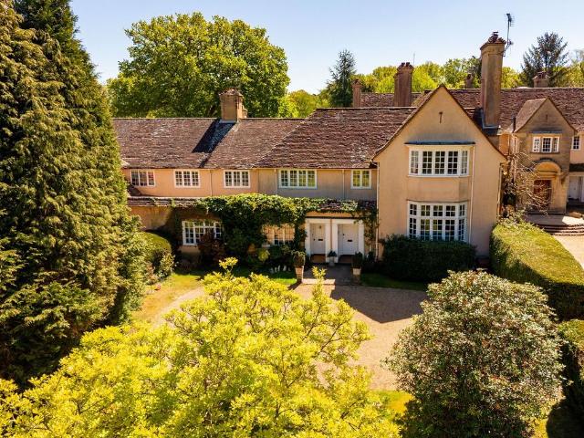 4 bedroom apartment for sale