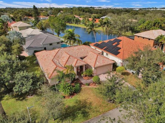 4 bedroom, Coconut Creek FL FL 33073 102588725