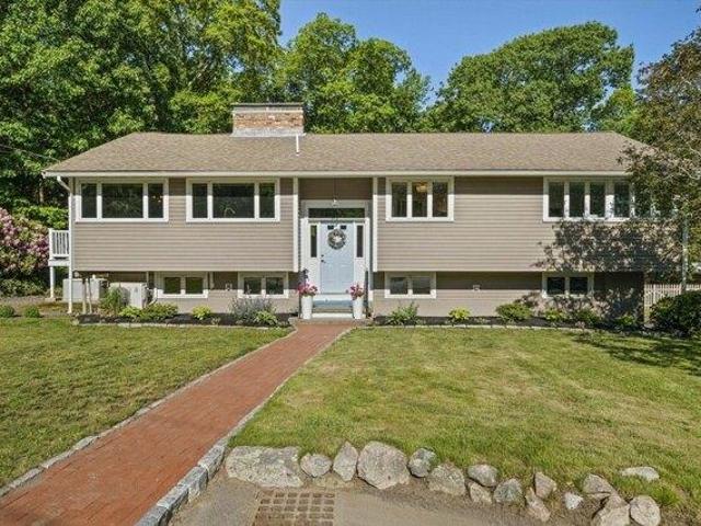 4 bedroom, Cohasset MA 02025 104788662