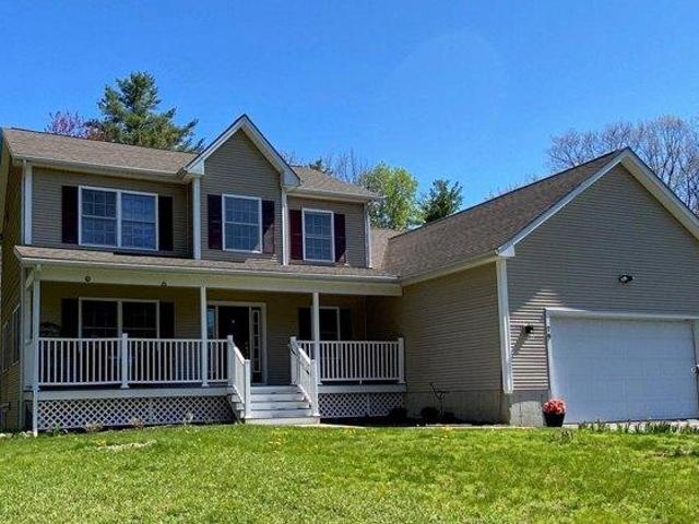 4 bedroom, Colchester VT 05446 105127092
