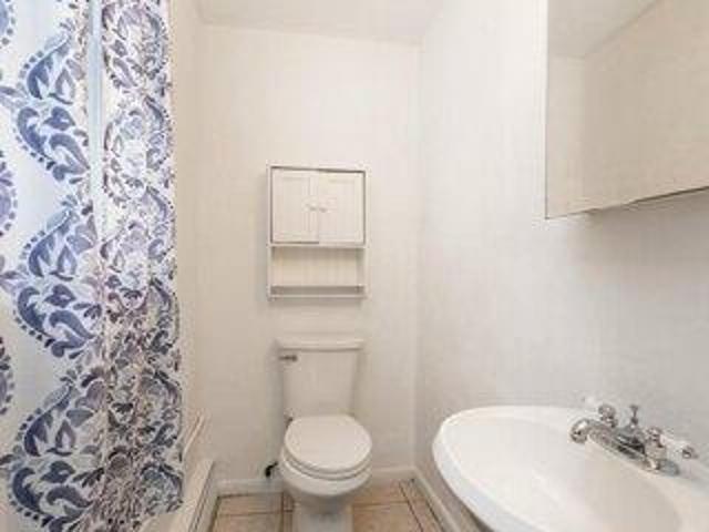 4 bedroom, Collingdale PA 19023 92517851