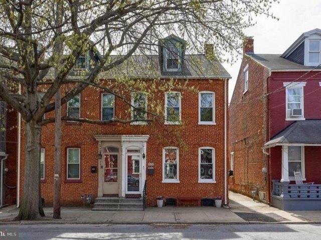 4 bedroom, Columbia PA 17512 103624684