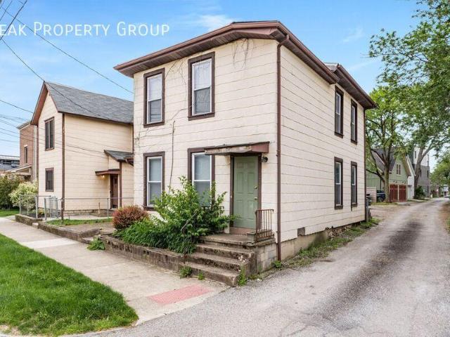 4 bedroom, Columbus OH 43201 90113492