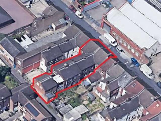 4 Bedroom Commercial Development