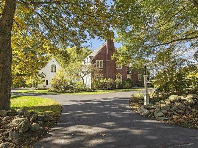 4 bedroom, Concord MA 01742 102345703