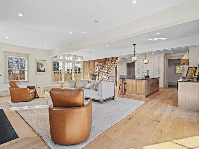 4 bedroom, Concord MA 01742 103969218