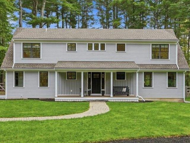 4 bedroom, Concord MA 01742 104834168