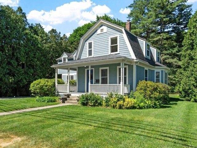 4 bedroom, Concord MA 01742 104115894
