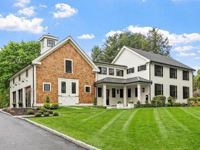 4 bedroom, Concord MA 01742 105126357