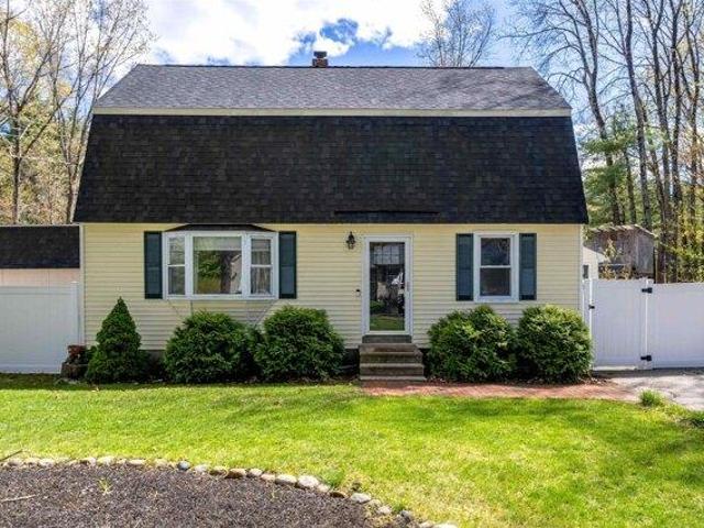 4 bedroom, Concord NH 03303 104569459