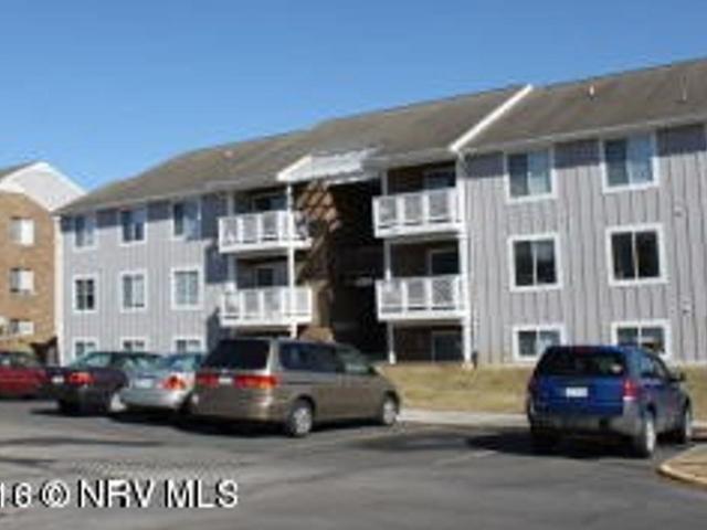 4 Bedroom Condo for Rent at 1204K University Terrace Dr. Progress St., Blacksburg, VA 24060 McBryde