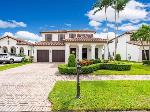 4 bedroom, Cooper City FL 33024 83638469