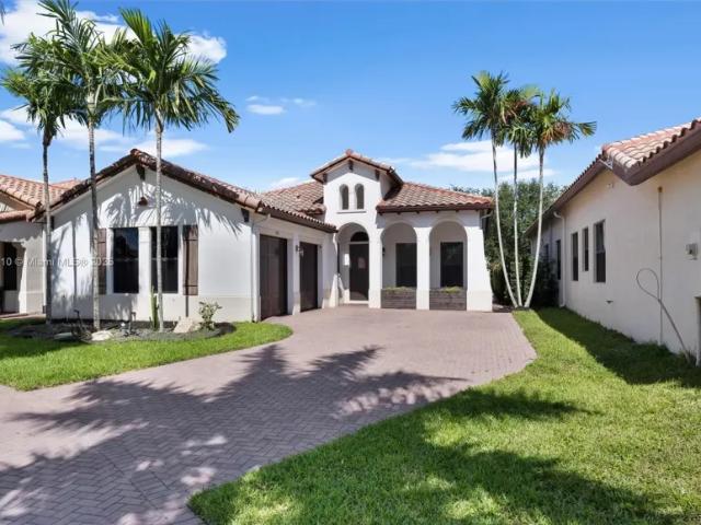 4 bedroom, Cooper City FL FL 33024 102715812