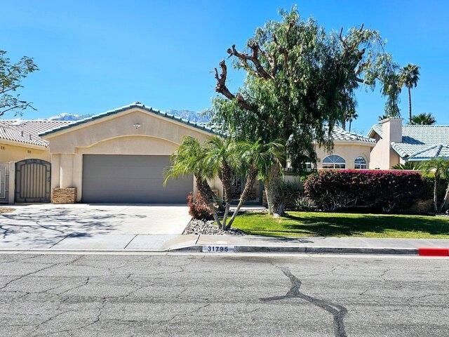 4 bedroom, Cathedral City CA 92234 88722182