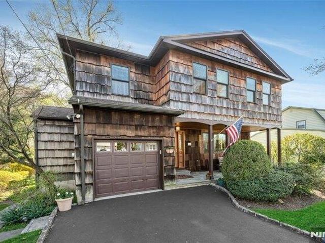4 bedroom, Caldwell NJ 07006 101859250