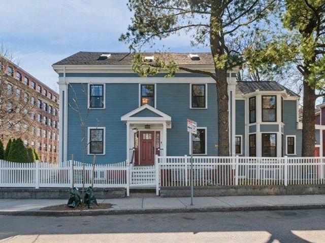 4 bedroom, Cambridge MA 02139 102345857