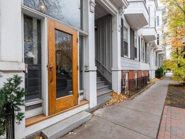 4 bedroom, Cambridge MA 02139 103932498