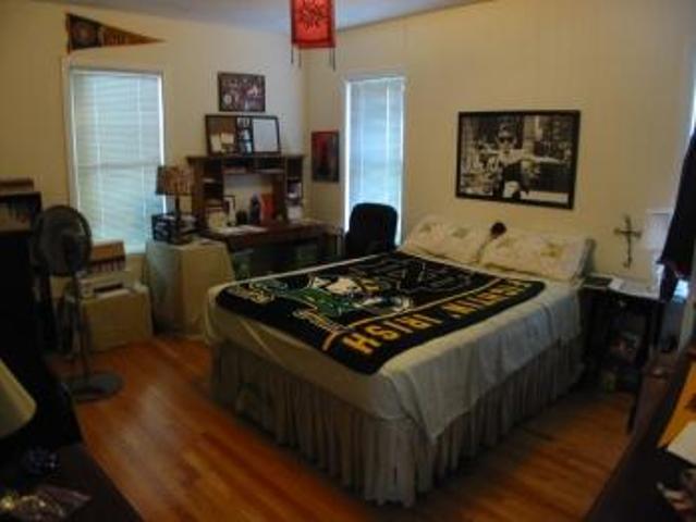 4 bedroom, Cambridge Cambridge 77031838