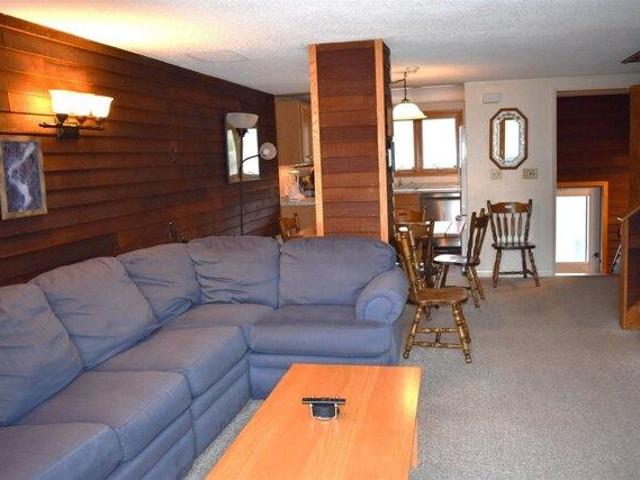 4 bedroom, Cambridge VT 05464 102593780