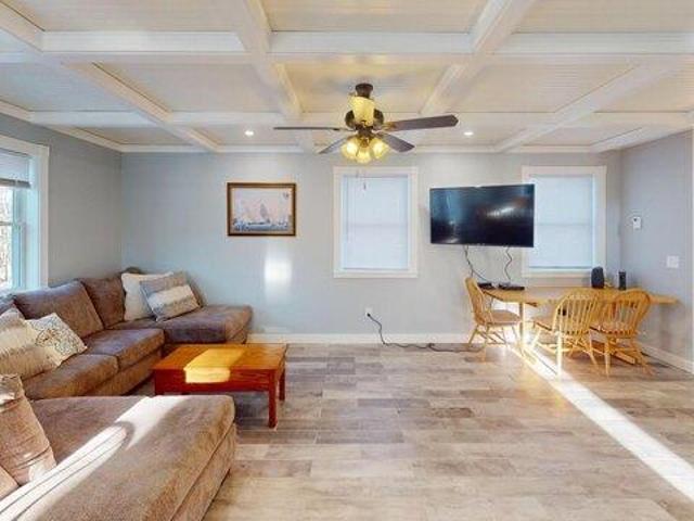 4 bedroom, Camden ME 04843 103969960